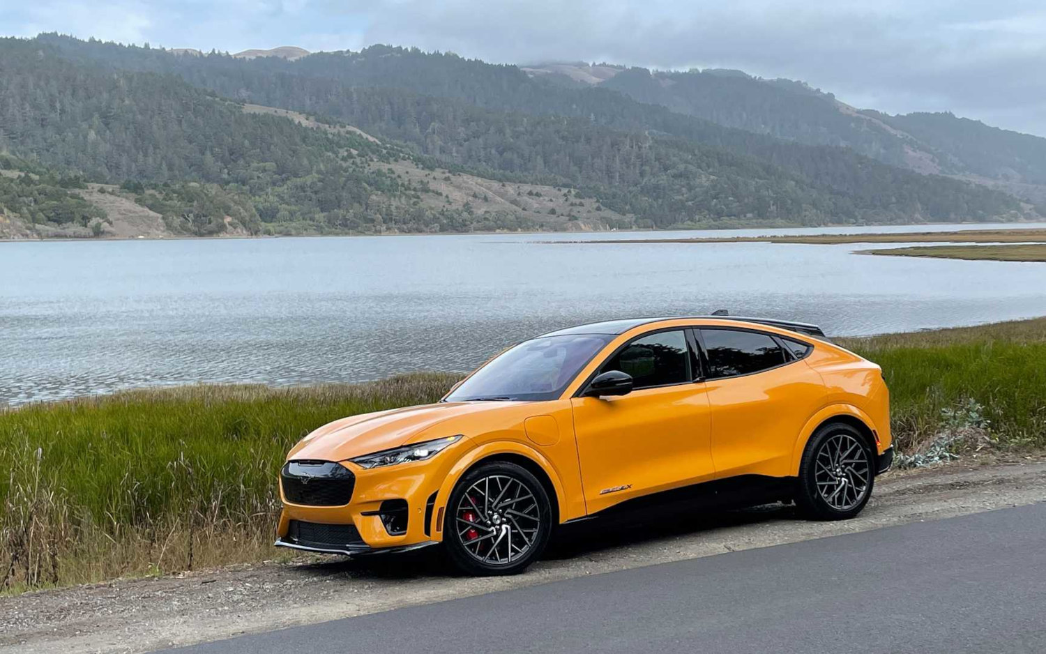 Ford Mustang Mach E Gt 2021 Suv Drive